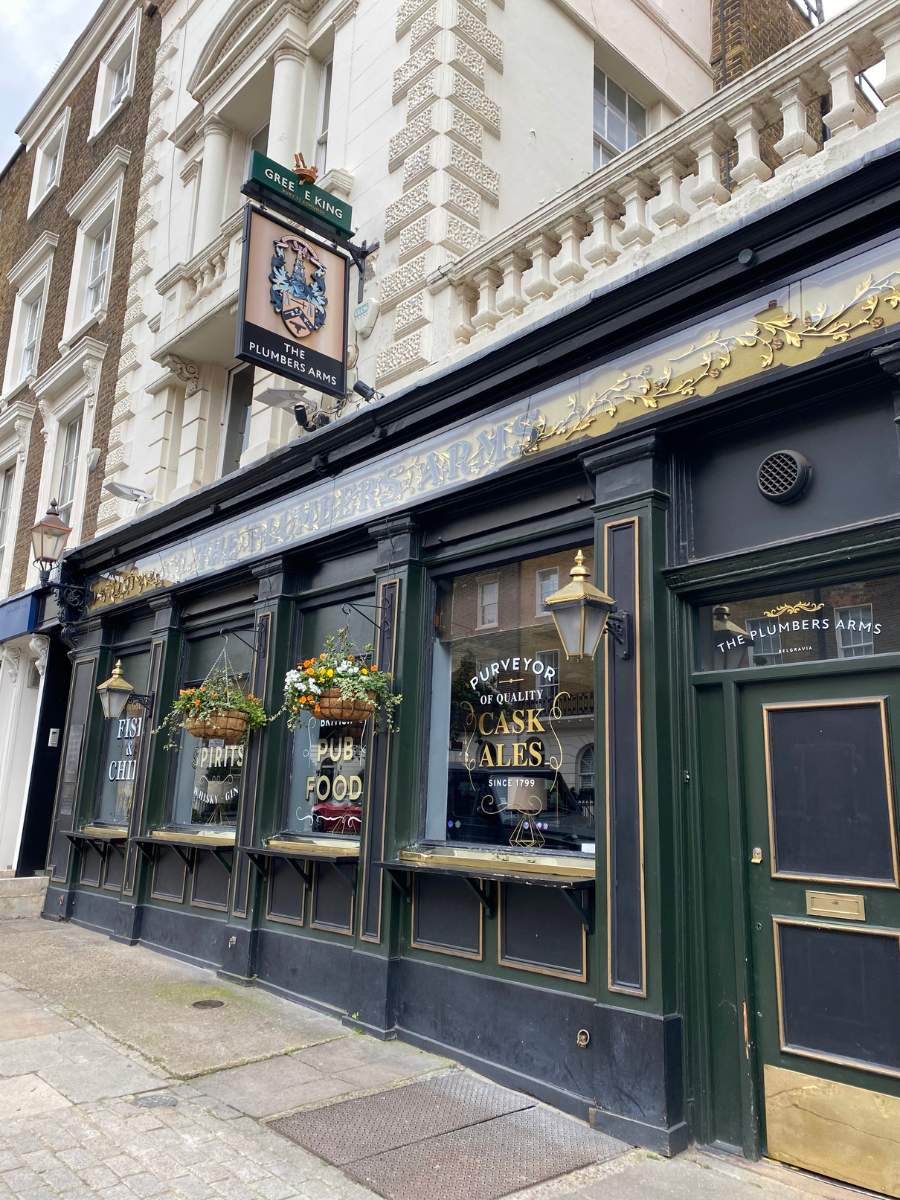 15 Haunted London Pubs - The London Eats List